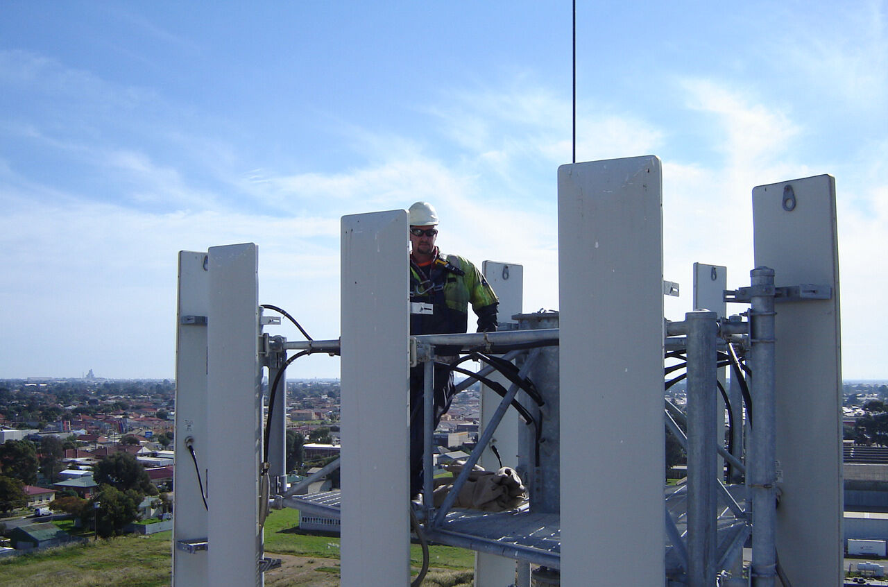 Fabrication design and development for the Telecommunication ...